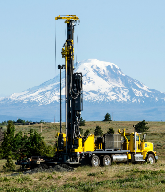 How our two leading water well rigs compare